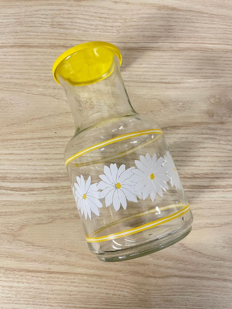 vintage 70s libby daisy beverage carafe – good market thrift store