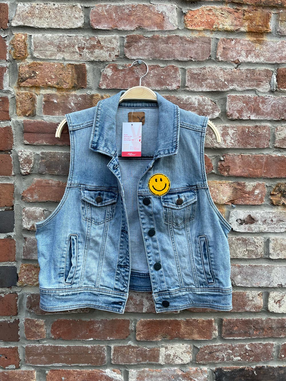 rework x ae smiley patch denim vest – good market thrift store