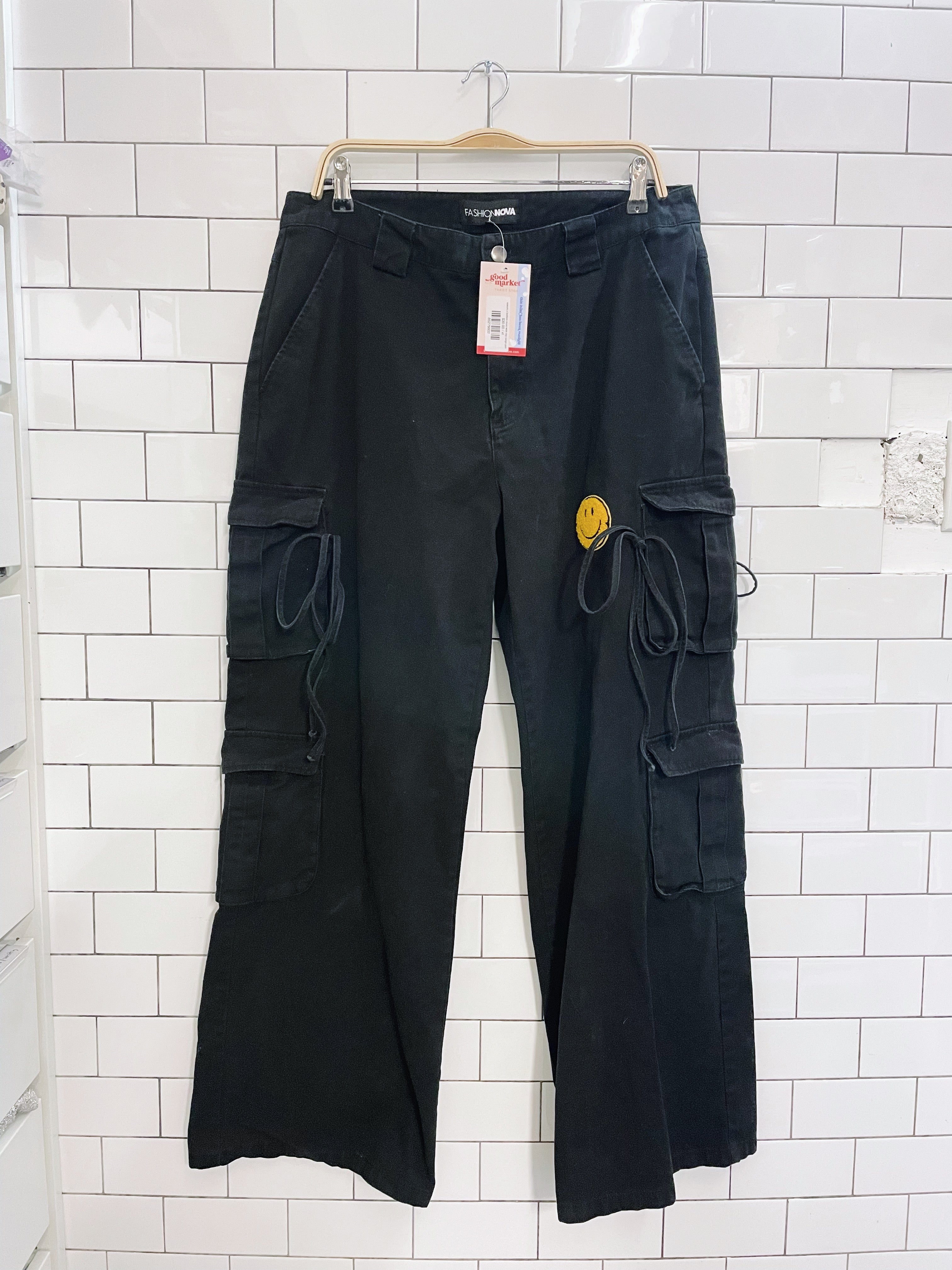 rework x fashion nova wide leg cargo pants – good market thrift store