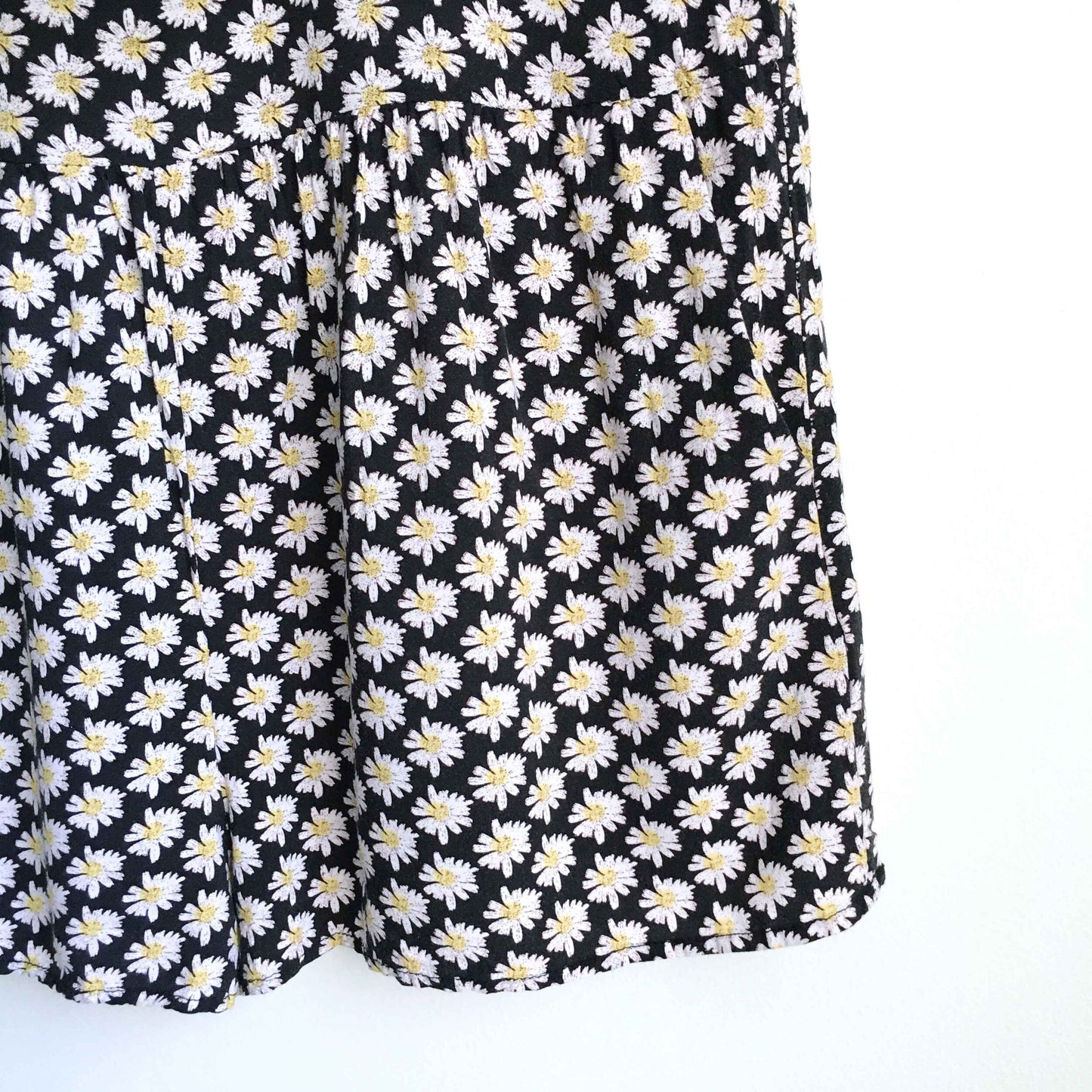 Vintage daisy overalls - size xs – good market thrift store